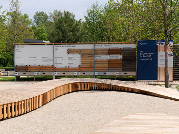 Neue Fassaden-Schautafel für "Holz im Garten" - VEH | Verband der ...